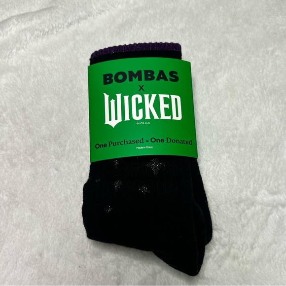 Bombas | Accessories | Nwt Bombas Wicked Defying Gravity Socks Size 675 ...